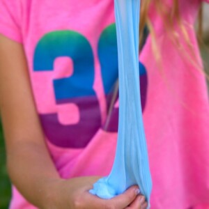 How to Make 2 Ingredient Laundry Detergent Slime + Video