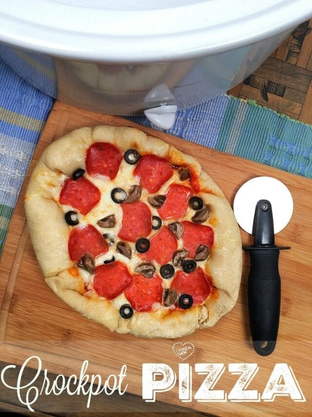 How to Make a Crock Pot Pizza - Slow Cooker Deep Dish Pizza