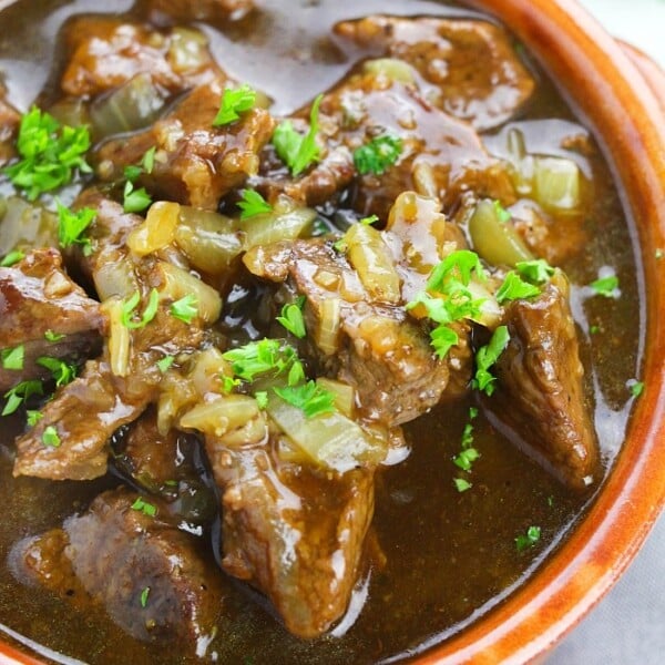 How to Cook Beef Tips (3 Methods)