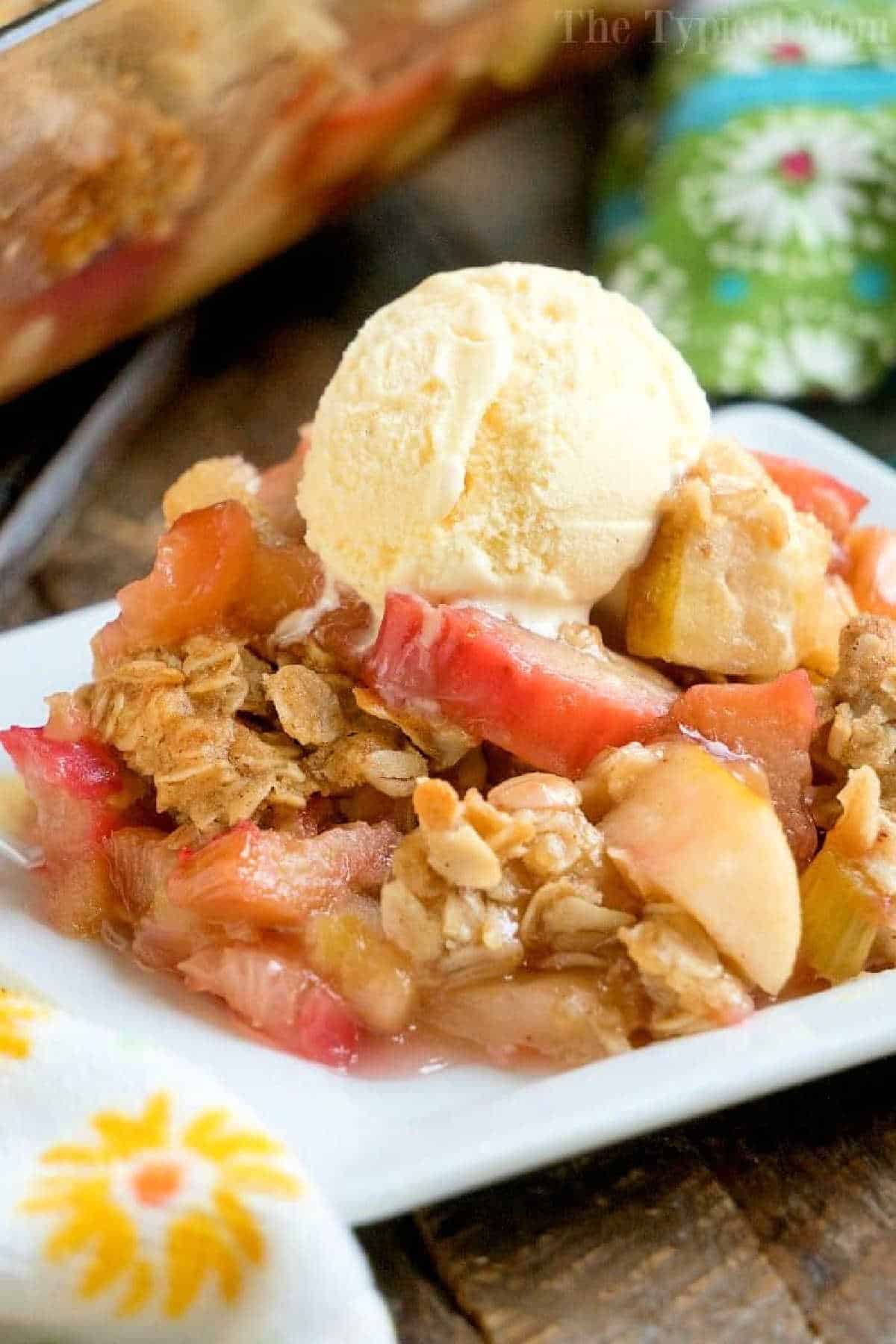 Fresh Apple Rhubarb Crunch Recipe - Frozen Rhubarb Crisp