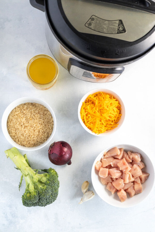 Cheesy Instant Pot Chicken and Rice (with Broccoli)