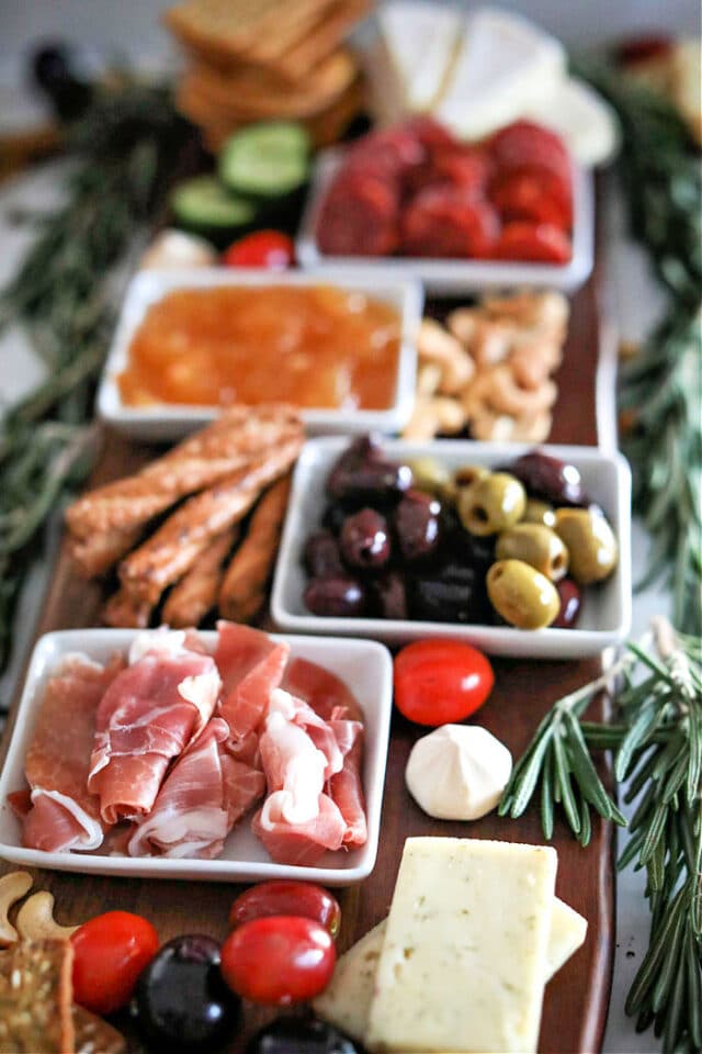 Charcuterie Board Shopping List (Free Printable PDF)