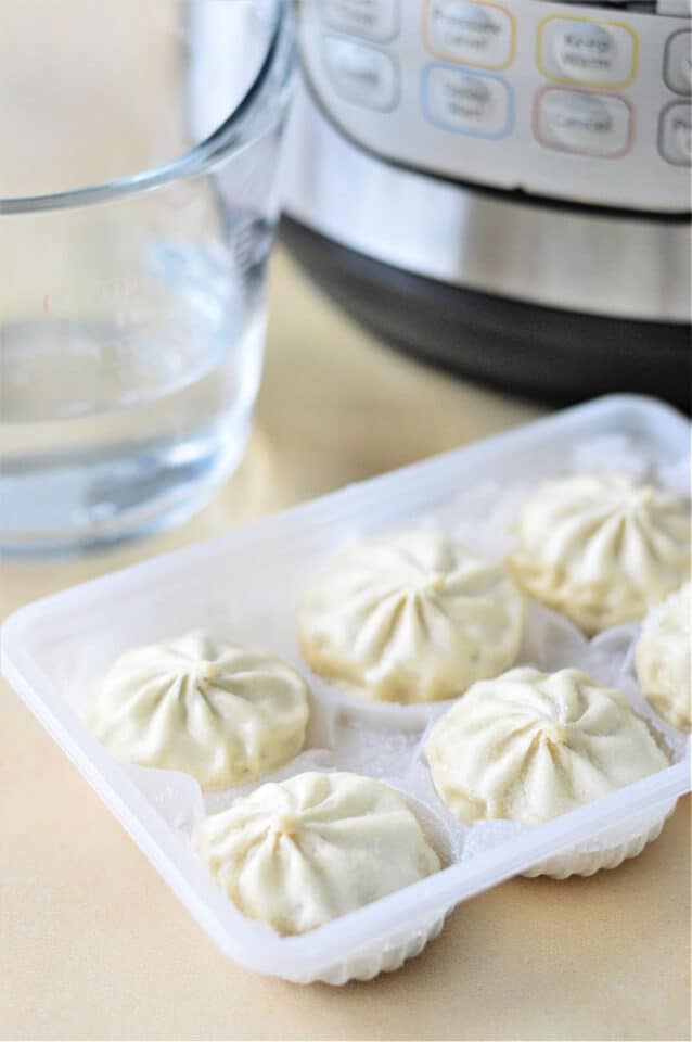 How to Cook Frozen Dumplings (in Instant Pot)