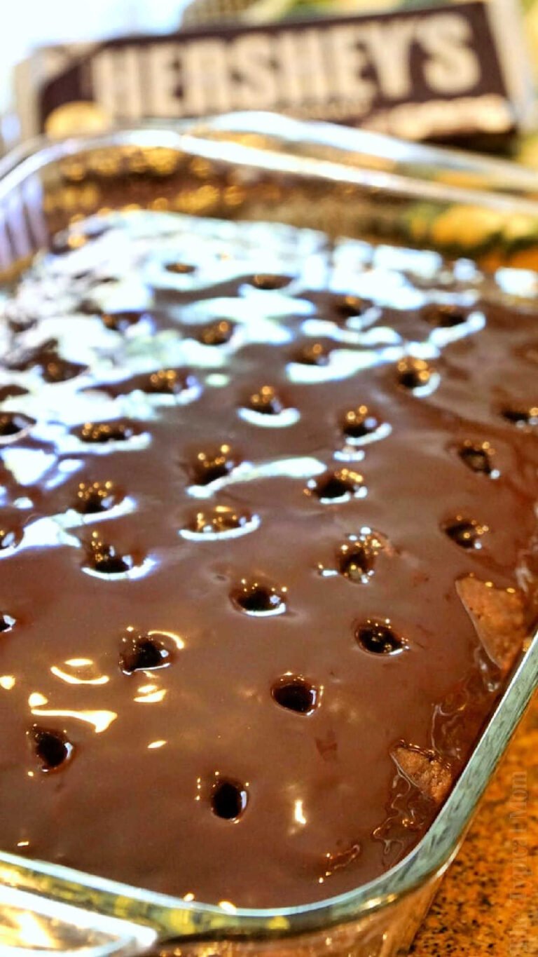 How to Make a Poke Cake with Cake Mix Step by Step