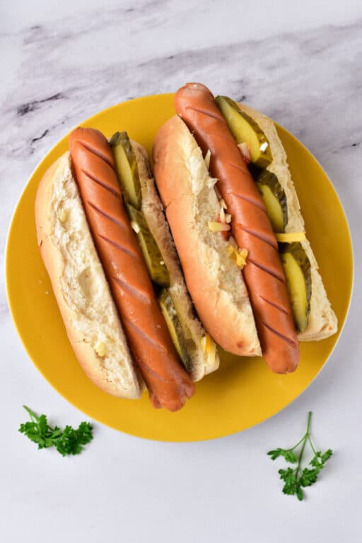 Hot Dogs in Microwave (Frozen or Fresh)