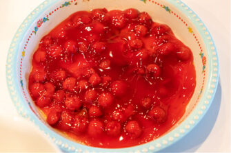 Pour Over Top Pie Crust (4 Ingredients)