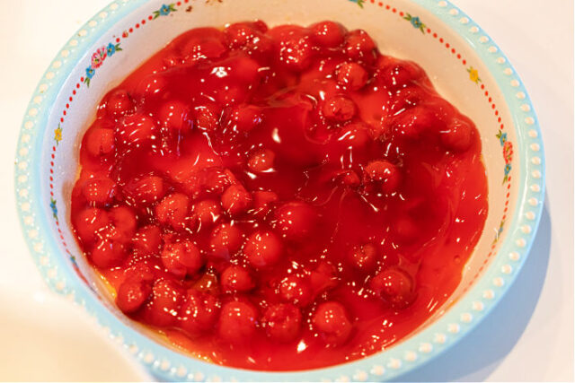 Pour Over Top Pie Crust (4 Ingredients)