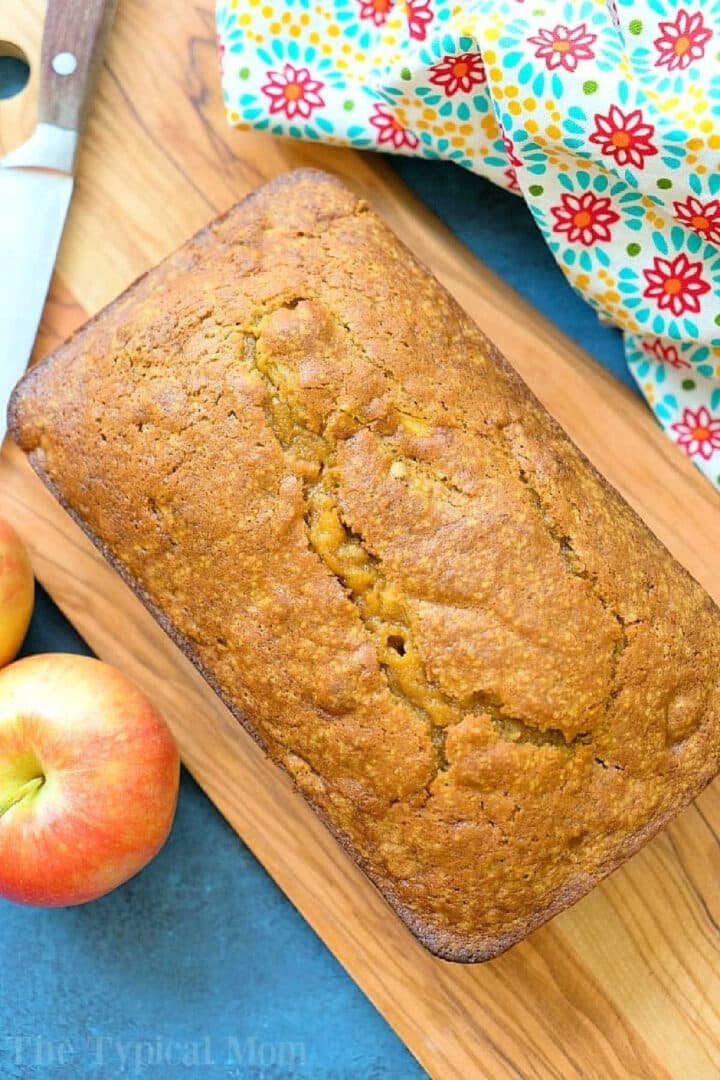 Pumpkin Apple Bread (with Fresh Apples)