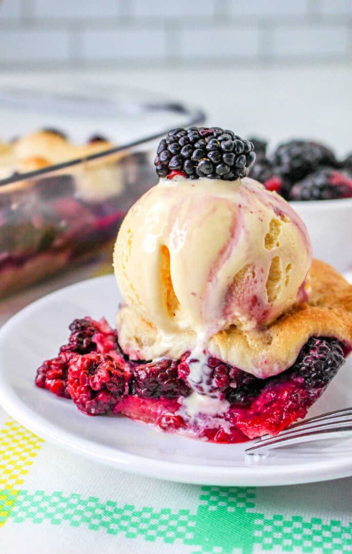 Easy Cobbler with Biscuits