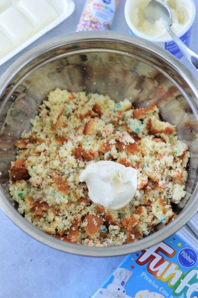 How to Make Cake Pops with Cake Mix and Frosting Recipe