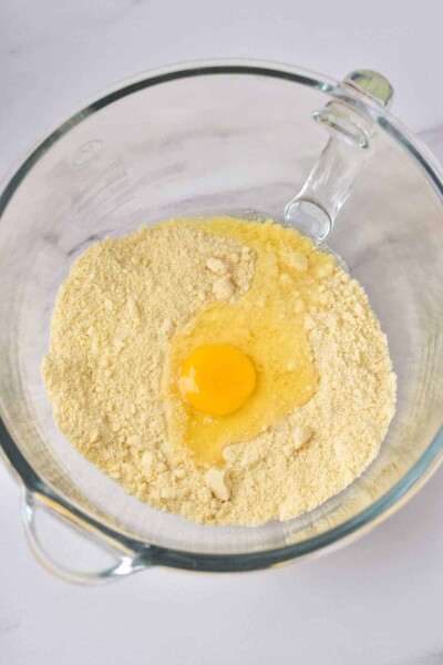 Salmon Quiche Recipe (with Raw Salmon)