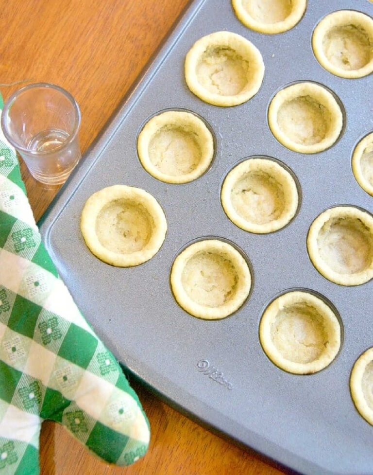 How to Make Cookie Cups - Cookie Cups Recipe Pillsbury Dough