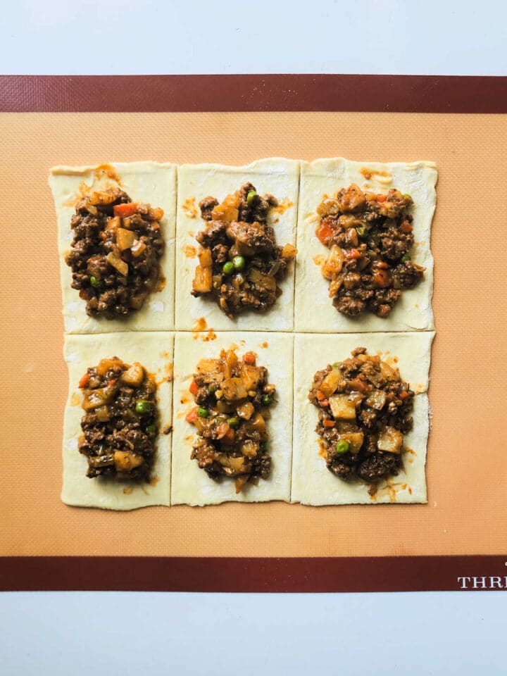 Ground Beef Hand Meat Pies (with Puff Pastry)