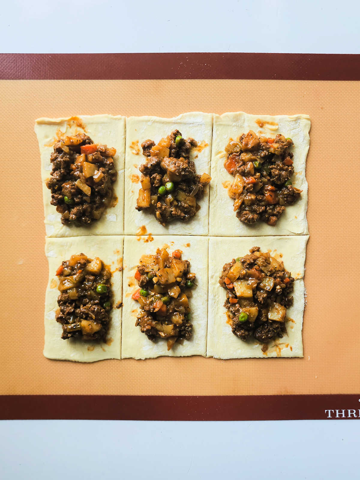 Ground Beef Hand Meat Pies (with Puff Pastry)