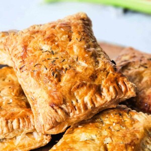 Ground Beef Hand Meat Pies (with Puff Pastry)