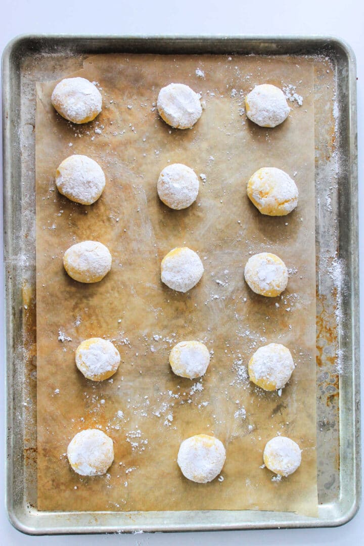 Gooey Butter Cookies Recipe (with Cake Mix)