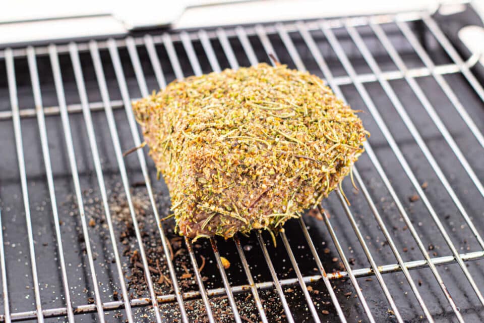 Bottom Round Roast Recipe (with Dry Rub)