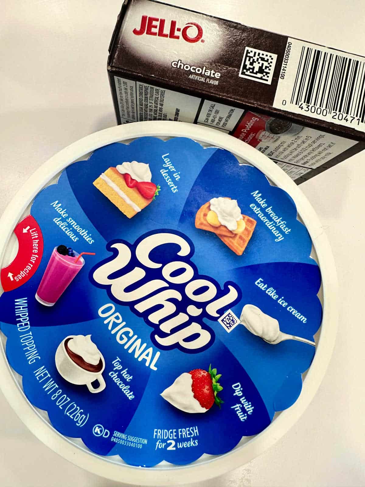 How to Make Cool Whip Pudding Frosting (3 Ingredient Frosting)