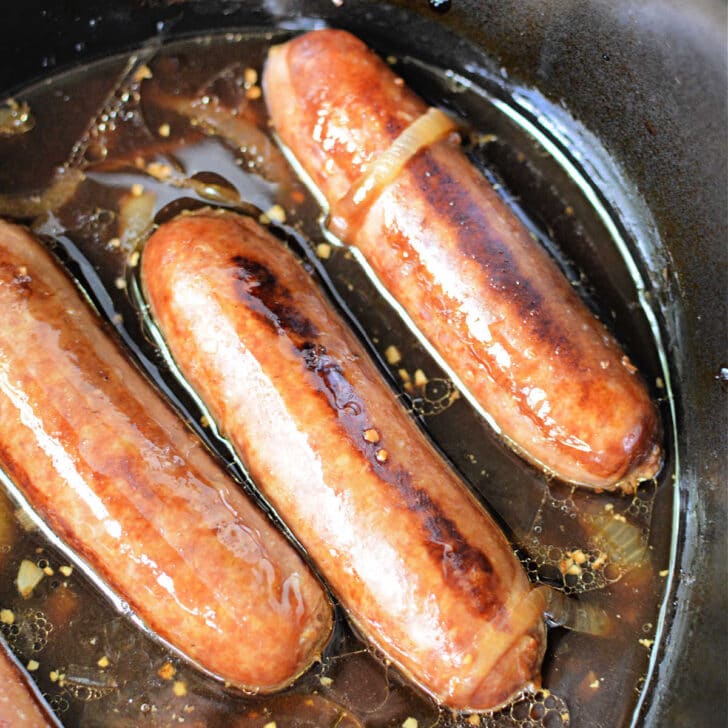 How to Cook Crockpot Brats in Beer - Bratwurst in Slow Cooker