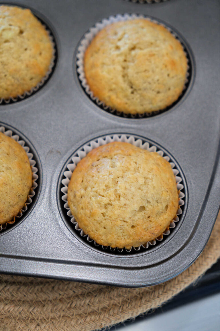2 Banana Muffin Recipe (with Sour Cream)