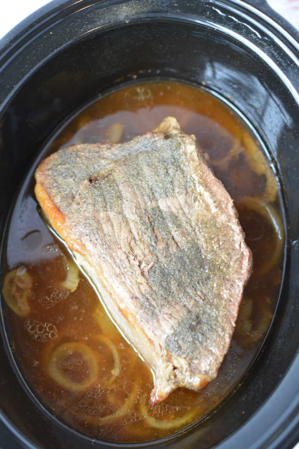 Bottom Round Roast Slow Cooker (with Gravy)